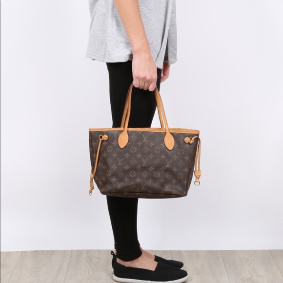 Louis Vuitton | Bags | Authentic Louis Vuitton Neverfull Pm Monogram ...